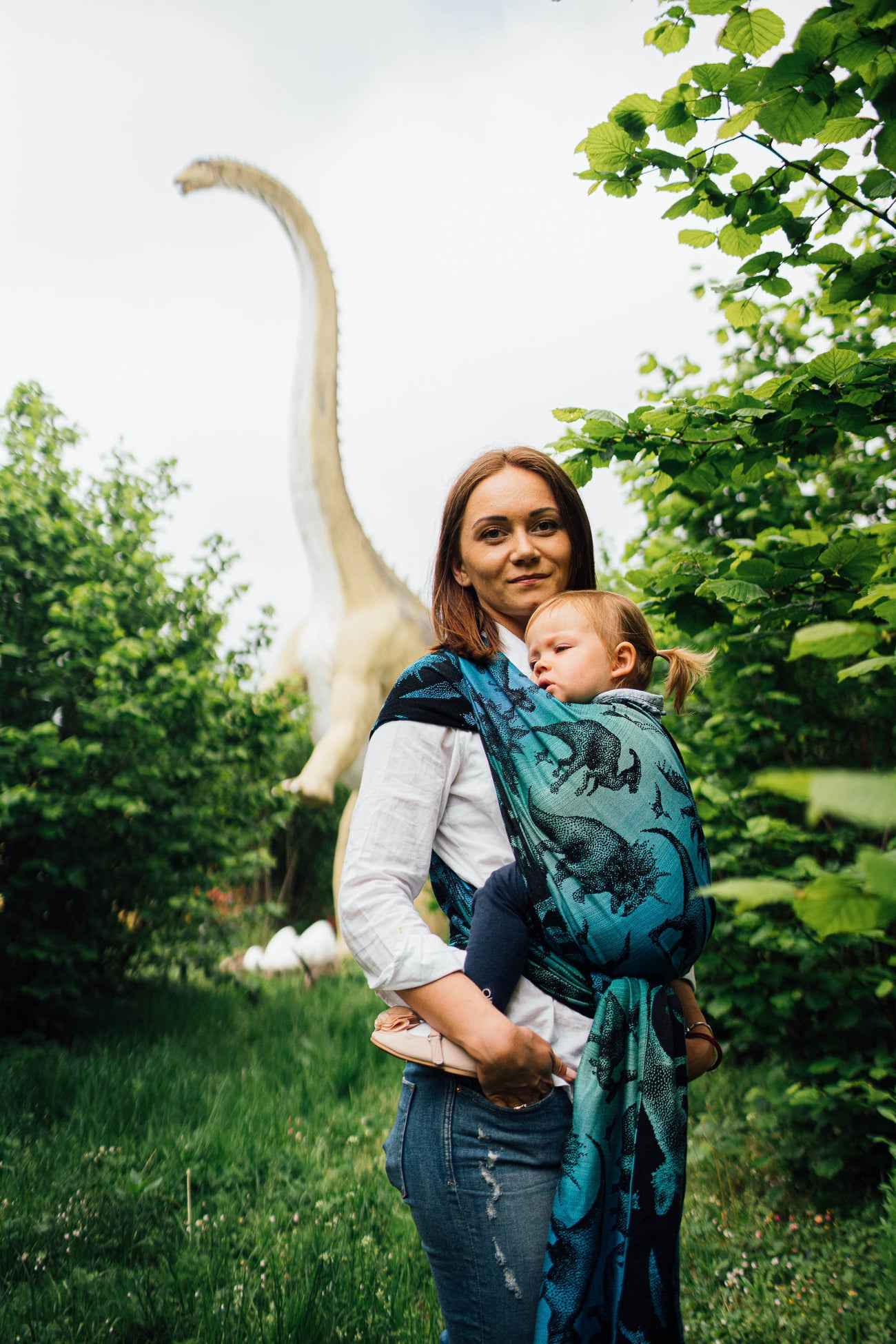 Mama & Roo's Babywearing Baby Carriers