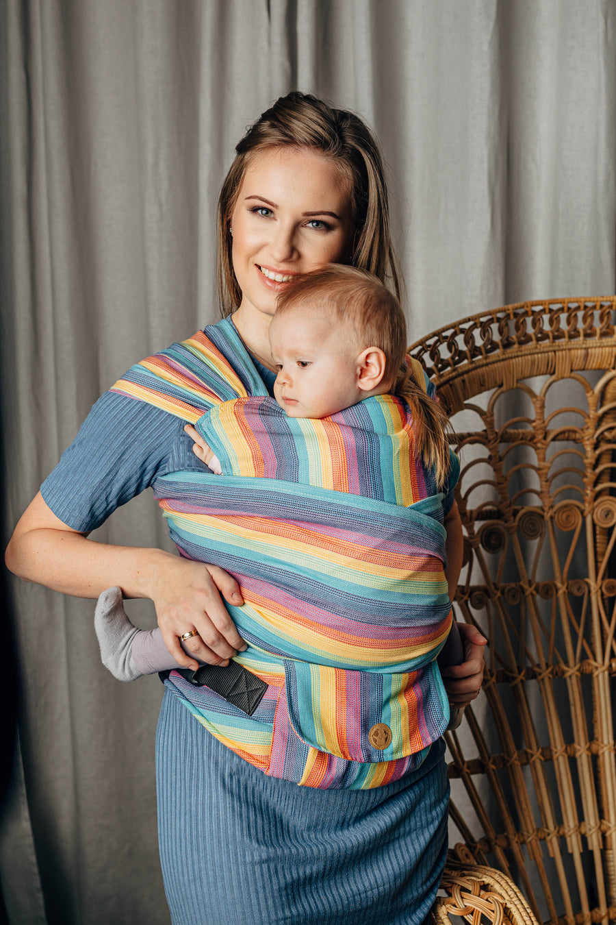 Mama & Roo's Babywearing Baby Carriers