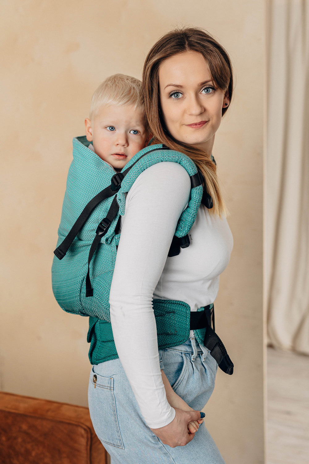 Preschool Carrier – Mama & Roo's